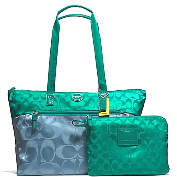 Coach | Bags | Nwtrarecoach Signature Nylon Colorblock Packable ...